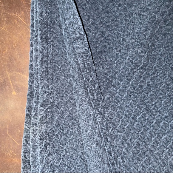 CB2 | Bedding | Cb2 Hive Cotton Blanket King | Poshmark